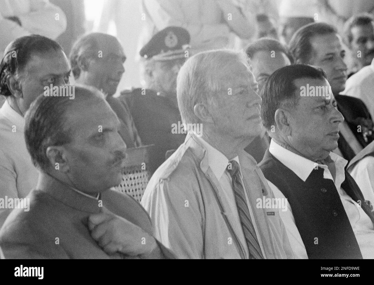 Pakistan President Gen. Mohammed Zia Ul-Haq (left) and his guest former ...