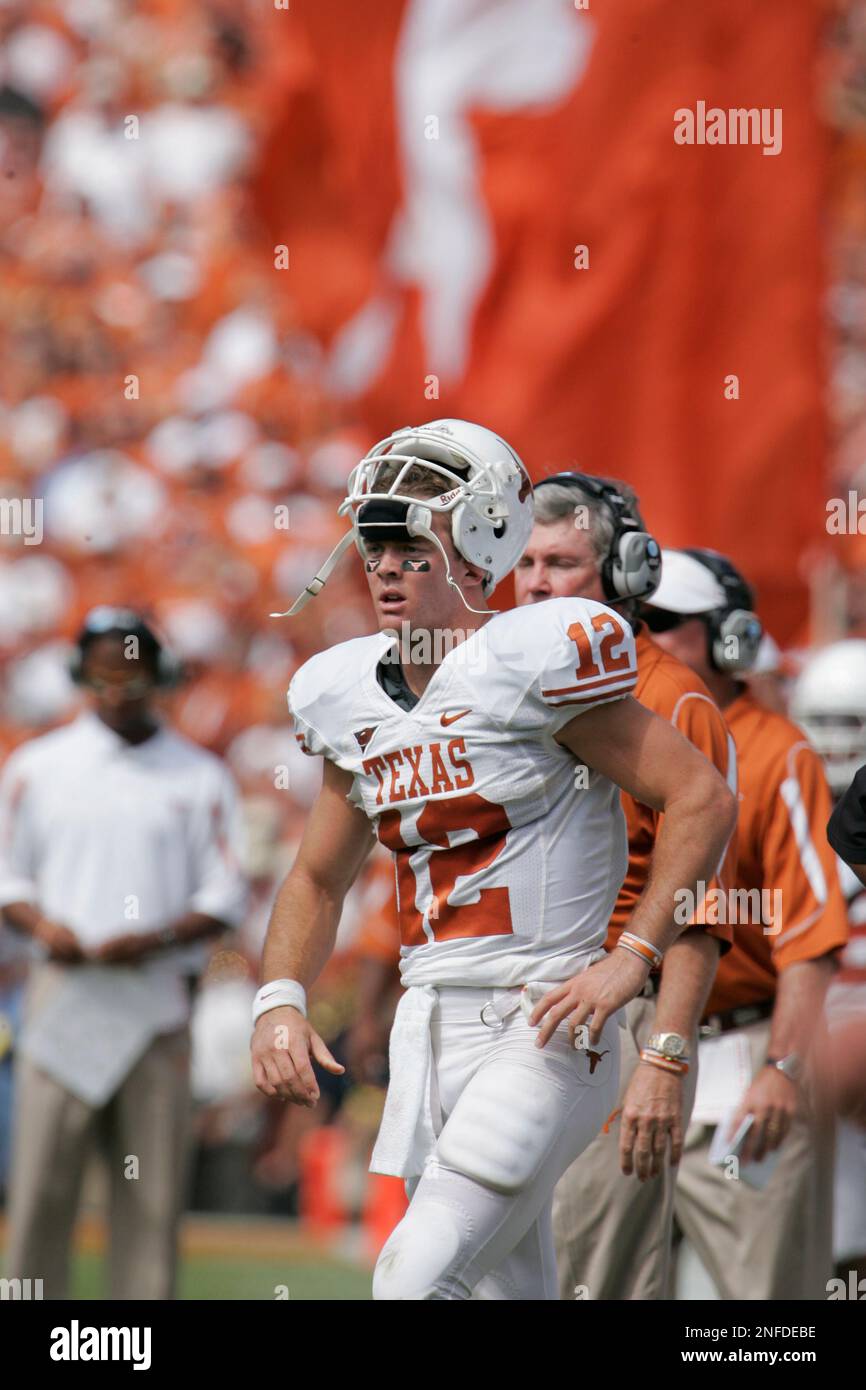 Texas quarterback Colt McCoy (12) on the sideline against Oklahoma ...