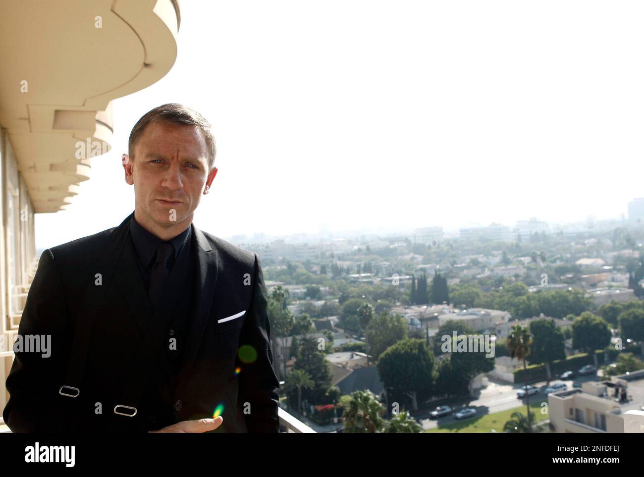 Actor Daniel Craig poses for a portrait in Beverly Hills, Calif. on ...