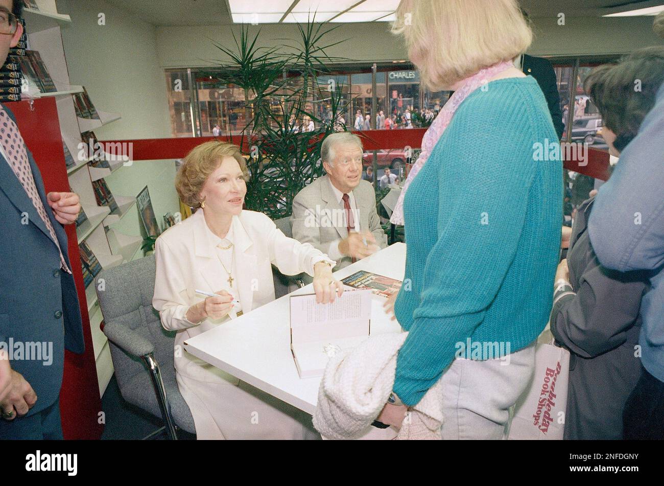 Jimmy and Rosalynn Carter autograph copies of their book "Everything To ...