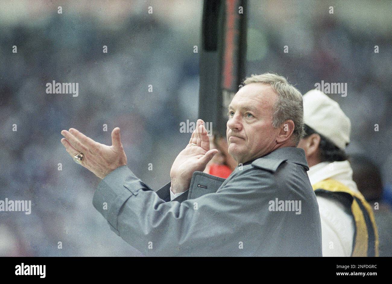 Dallas Cowboys owner Jerry Jones, applauds his team's 27-17 win over ...