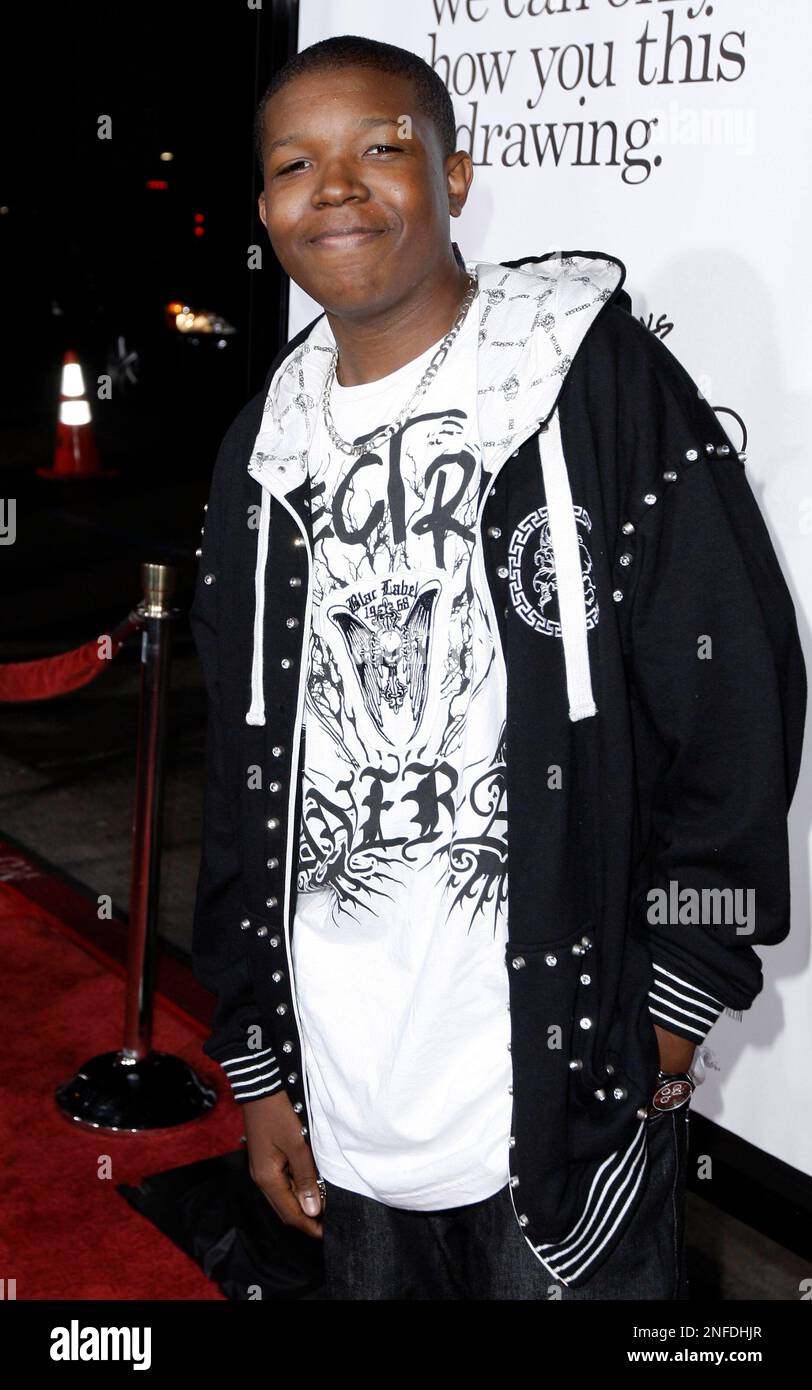 Denzel Whitaker arrives at the premiere of "Zach and Miri Make A Porno ...