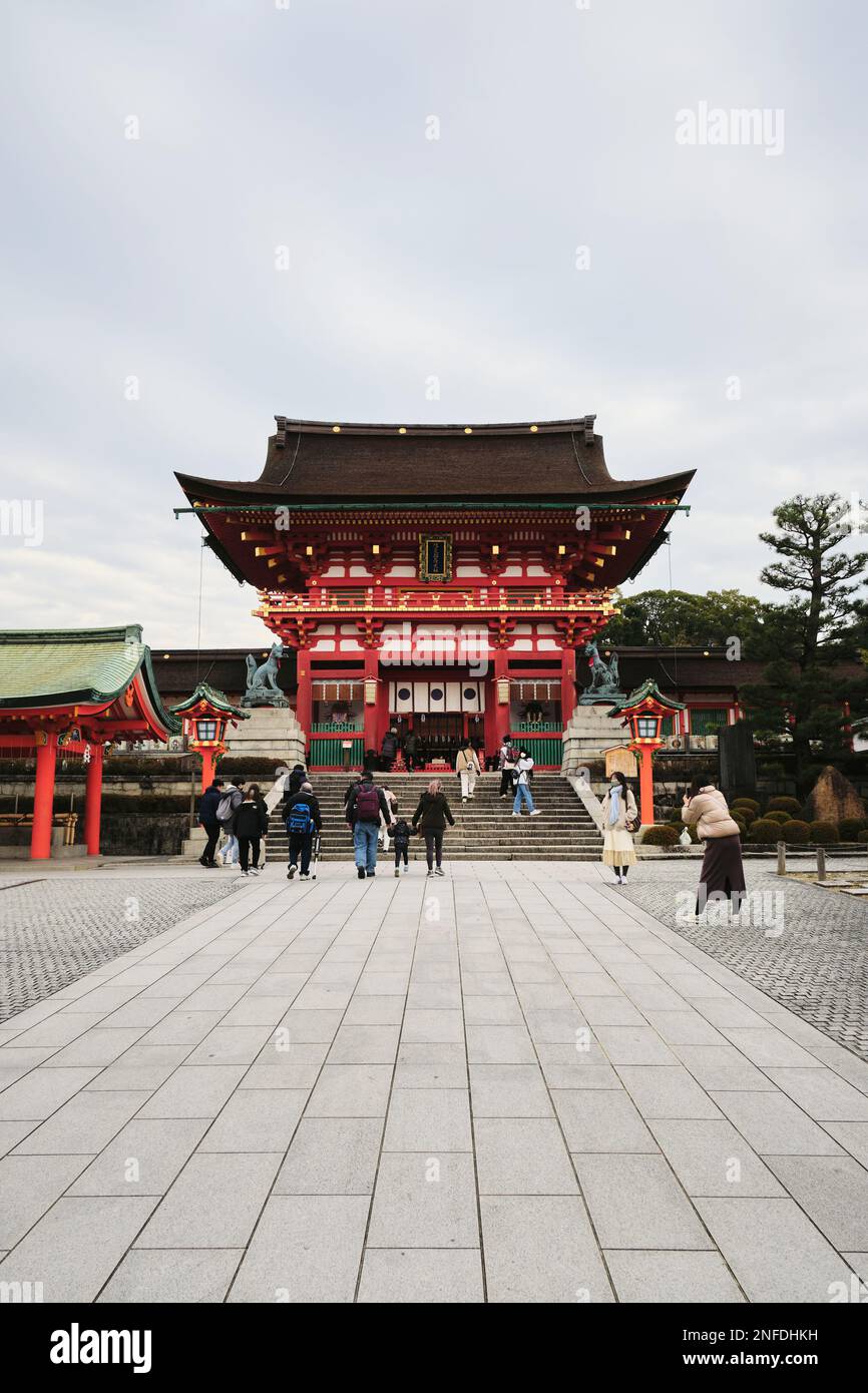 Vistors at the Entrance Fushimi Inari Shrine in Kyoto, Japan Stock ...