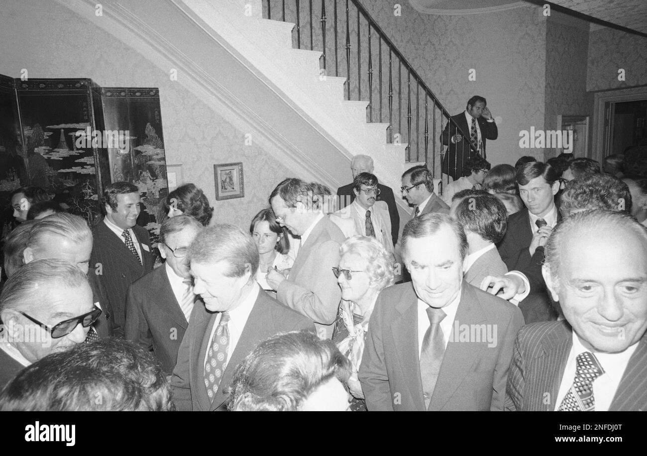 Democratic presidential candidate Jimmy Carter attends a fund raising ...