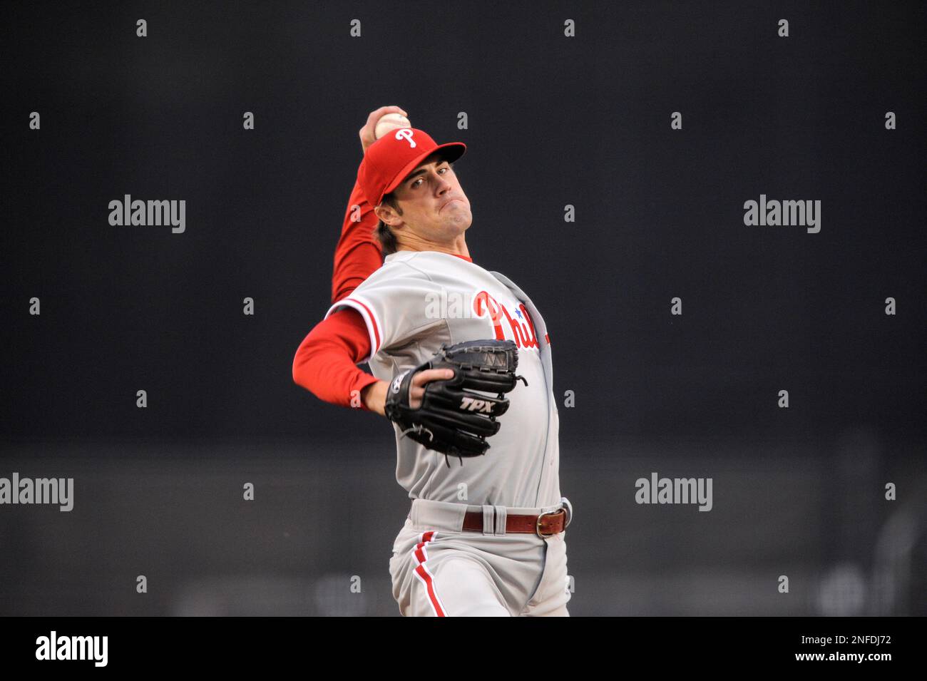 Philadelphia Phillies Cole Hamels pitches against the Los Angeles ...