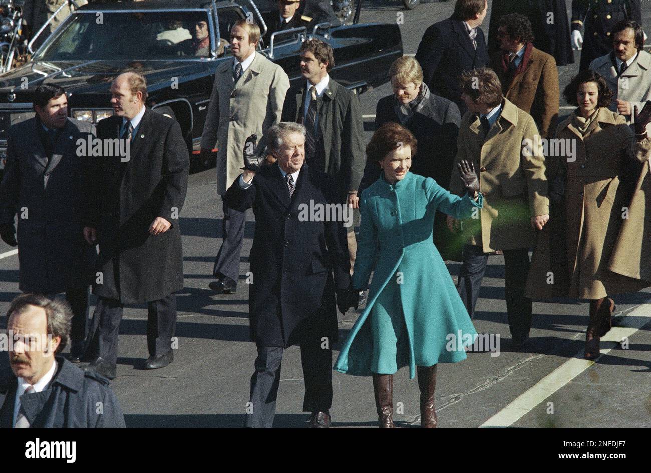 Jimmy Carter and first lady Rosalynn Carter walk down Pennsylvania ...