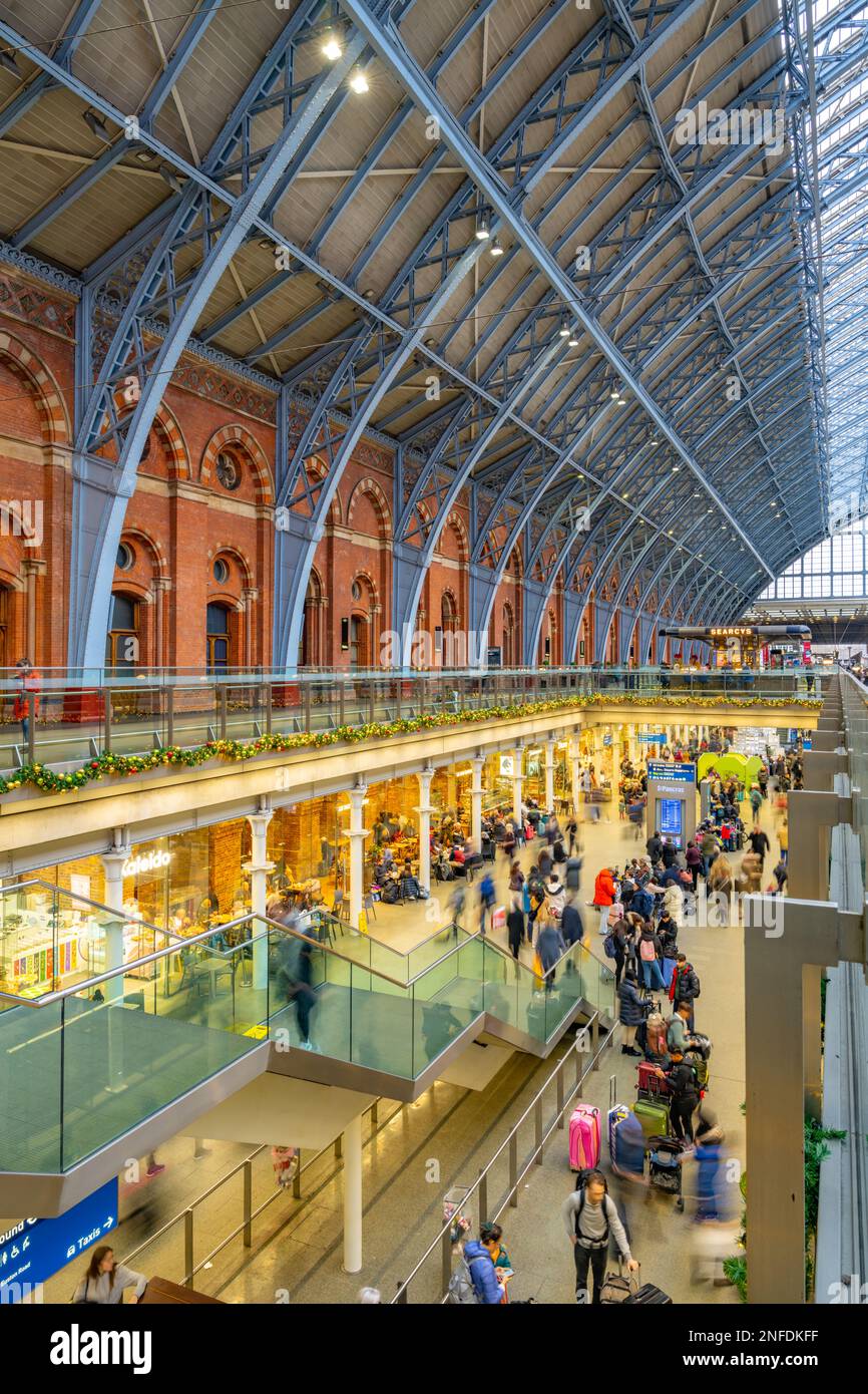 Interior with the upper and lower concourses of the Eurostar terminal ...