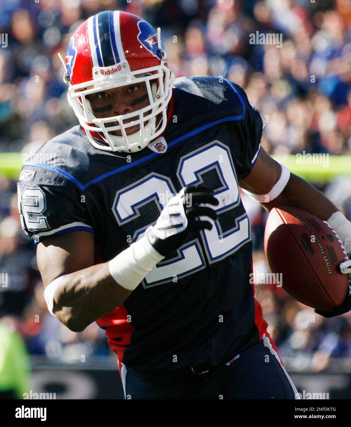 Buffalo Bills' Fred Jackson runs against the San Diego Chargers during ...