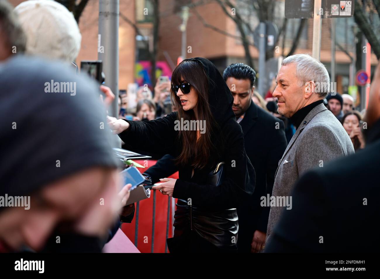 Anne Hathaway bei der Ankunft zur Pressekonferenz zum Kinofilm 'She ...