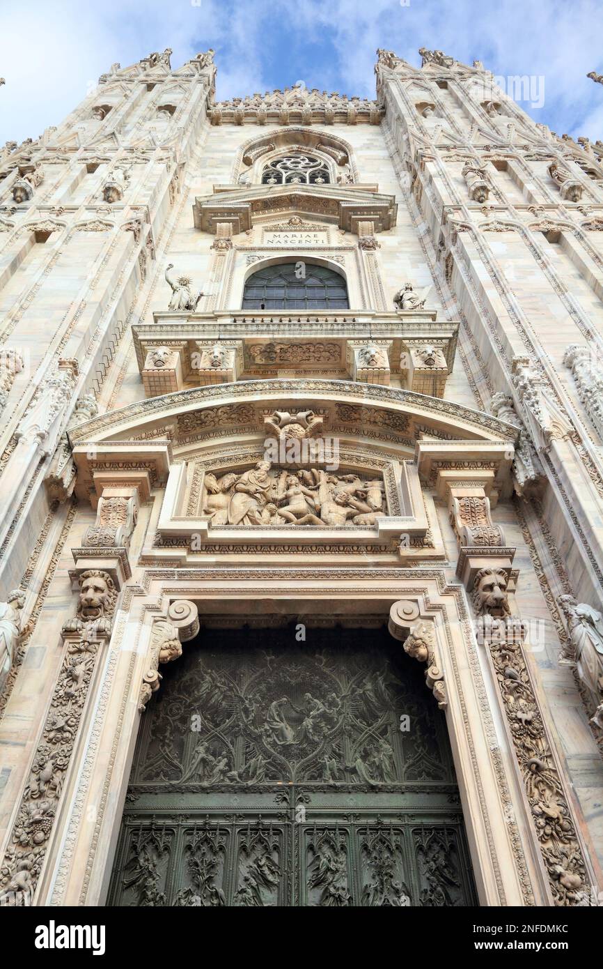 Milan Cathedral, Italy. Gothic style marble church facade Stock Photo ...