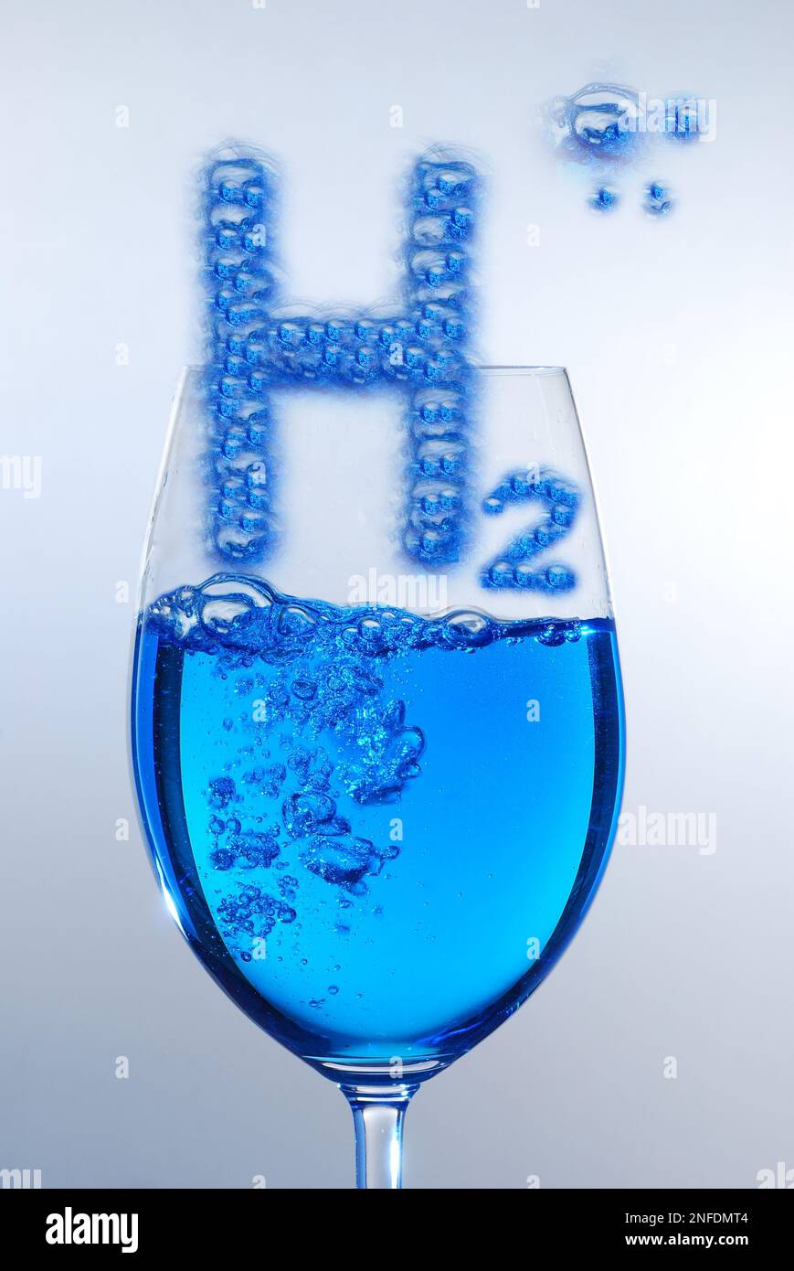 3D illustration renewable pure energy blue h2 hydrogen with bubbles and ...