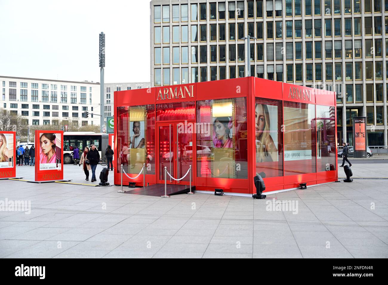 Neben großen Red Carpet Auftritten sorgt Armani beauty für ein ganz besonderes Berlinale ...