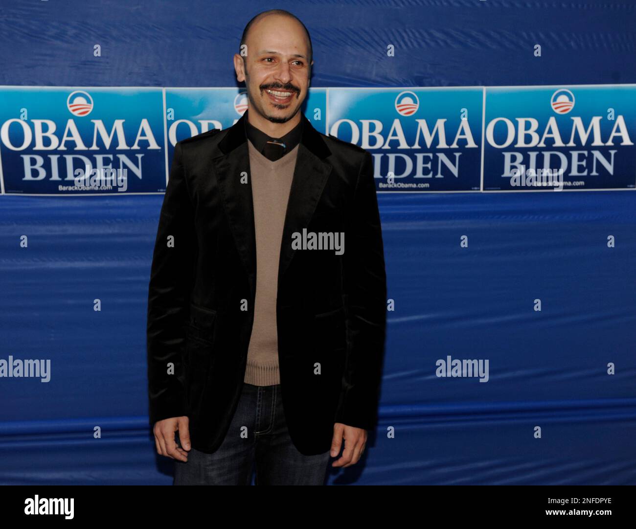 Maz Jobrani arrives for "Countdown for Barack Obama: Leaders of Diverse ...
