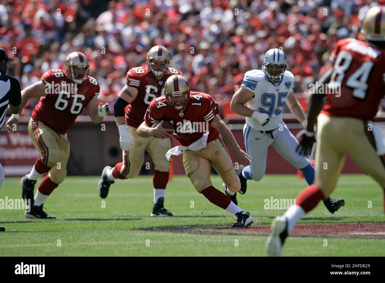 San Francisco 49ers quarterback J.T. O'Sullivan in an NFL football game ...