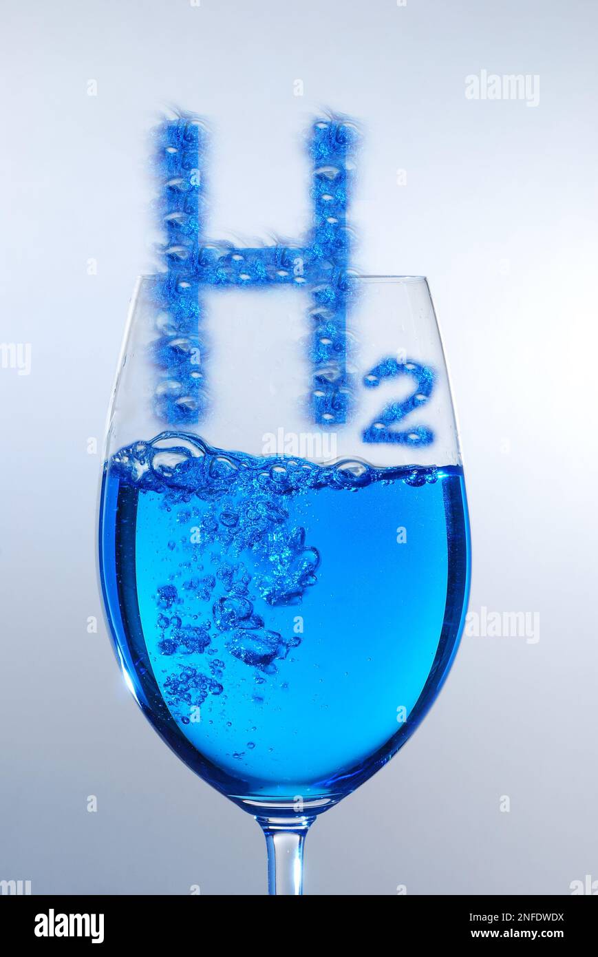 3D illustration renewable pure energy blue h2 hydrogen with bubbels ...