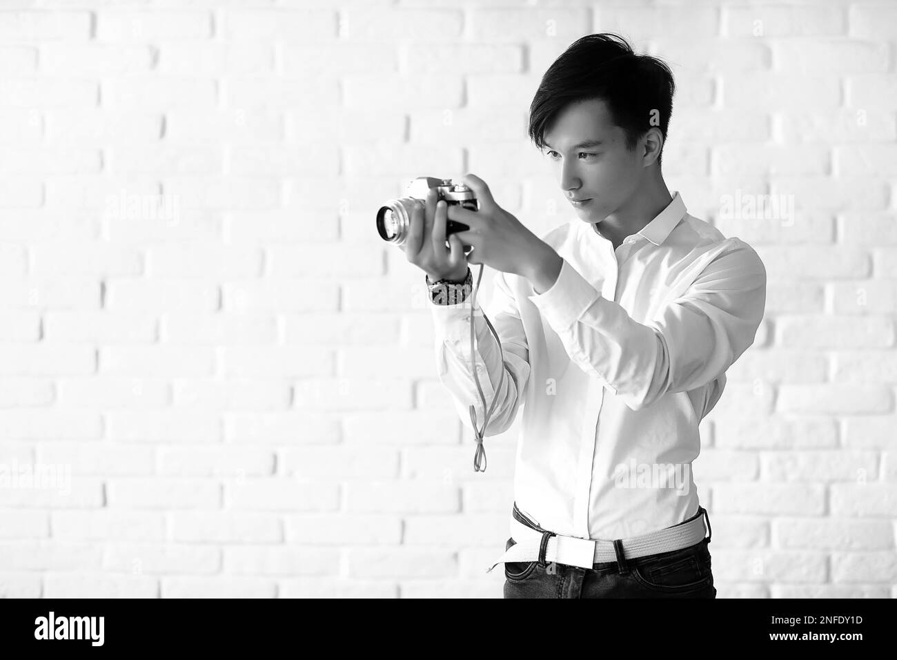 Japanese tourist camera Black and White Stock Photos & Images - Alamy