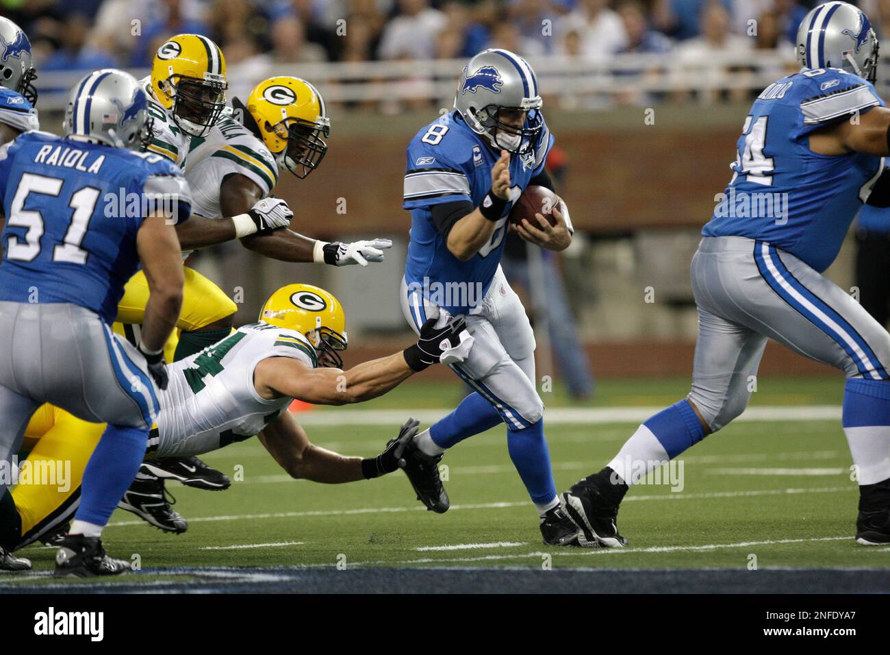 Detroit Lions' Jon Kitna during an NFL football game against the Green ...