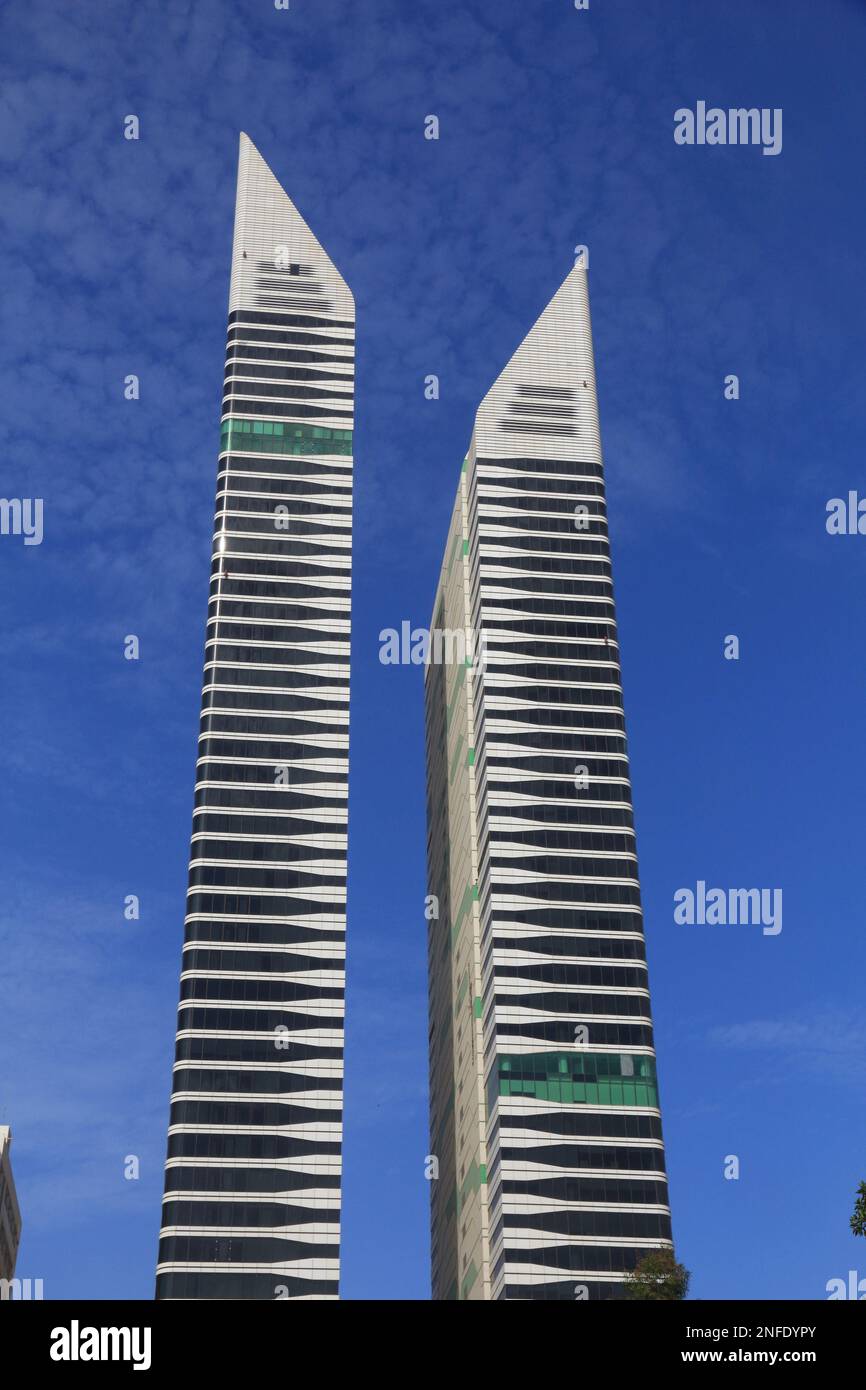 DUBAI, UAE - NOVEMBER 23, 2017: Nassima Tower hotel building in Dubai ...