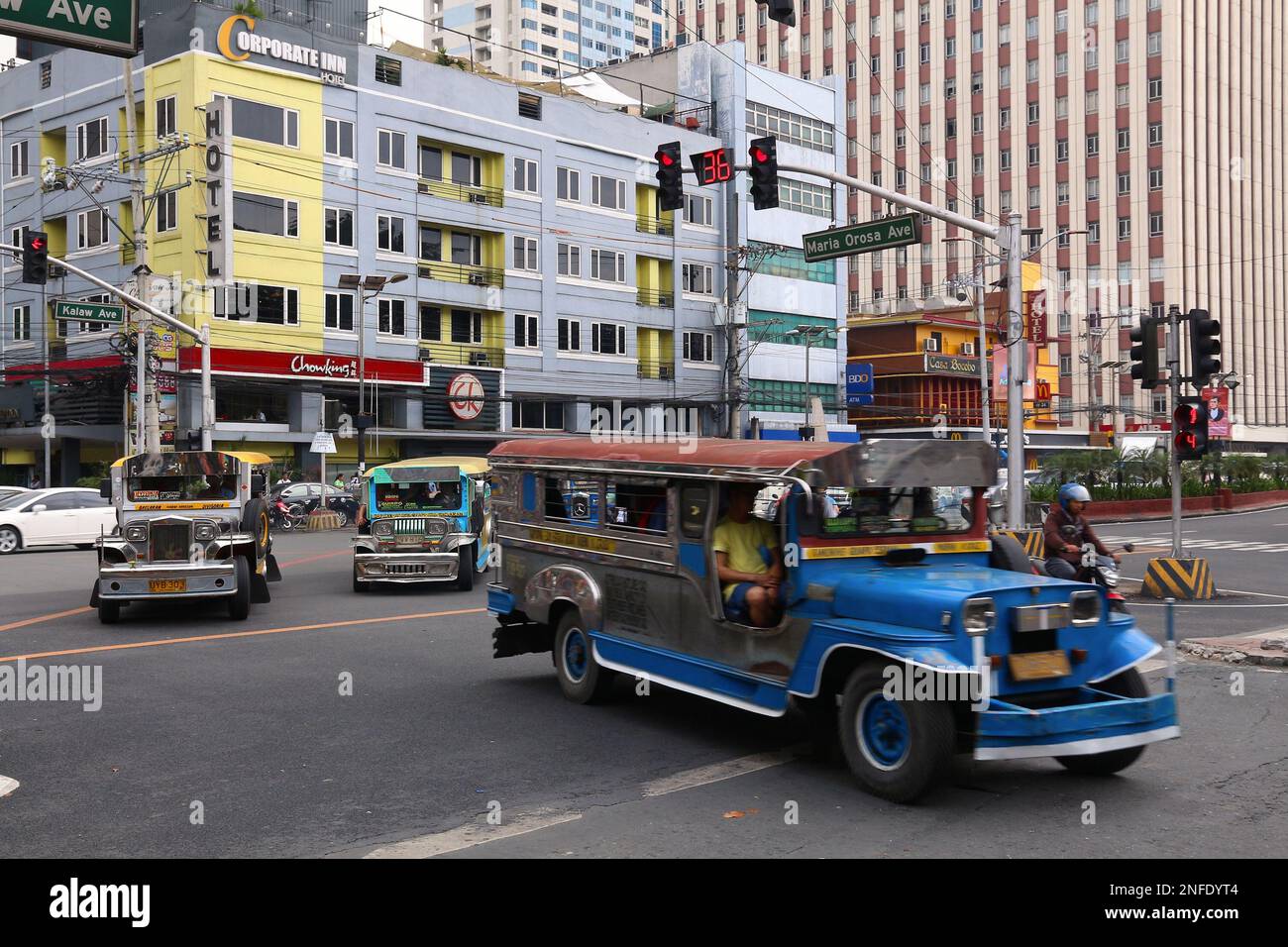 Philippines mass transportation hi-res stock photography and images - Alamy