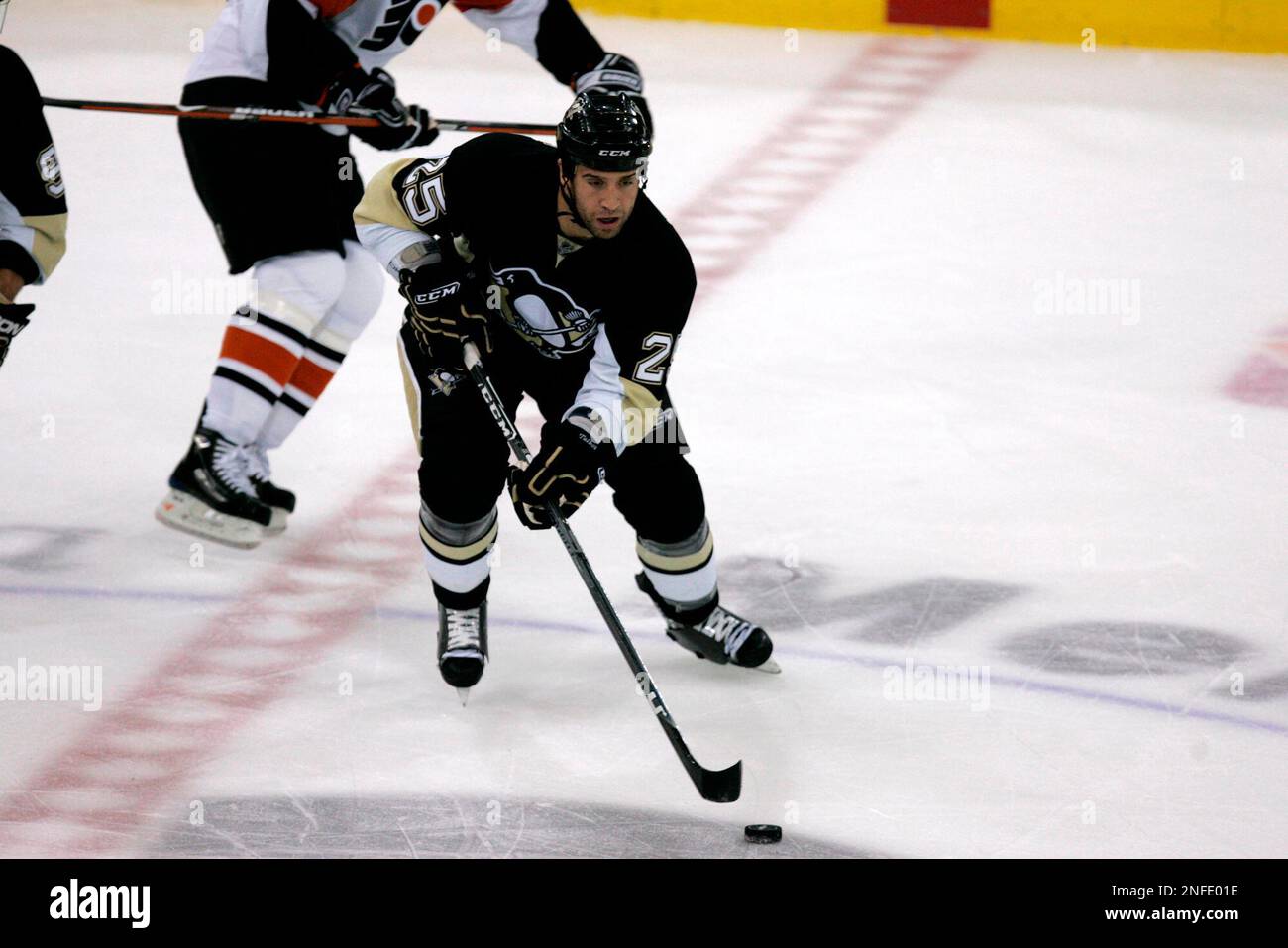 Pittsburgh Penguins' Maxime Talbot skates against the Philadelphia ...