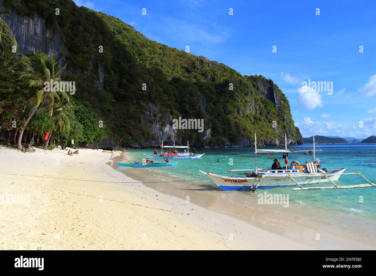 PALAWAN, PHILIPPINES - DECEMBER 1, 2017: People visit Papaya Beach on ...