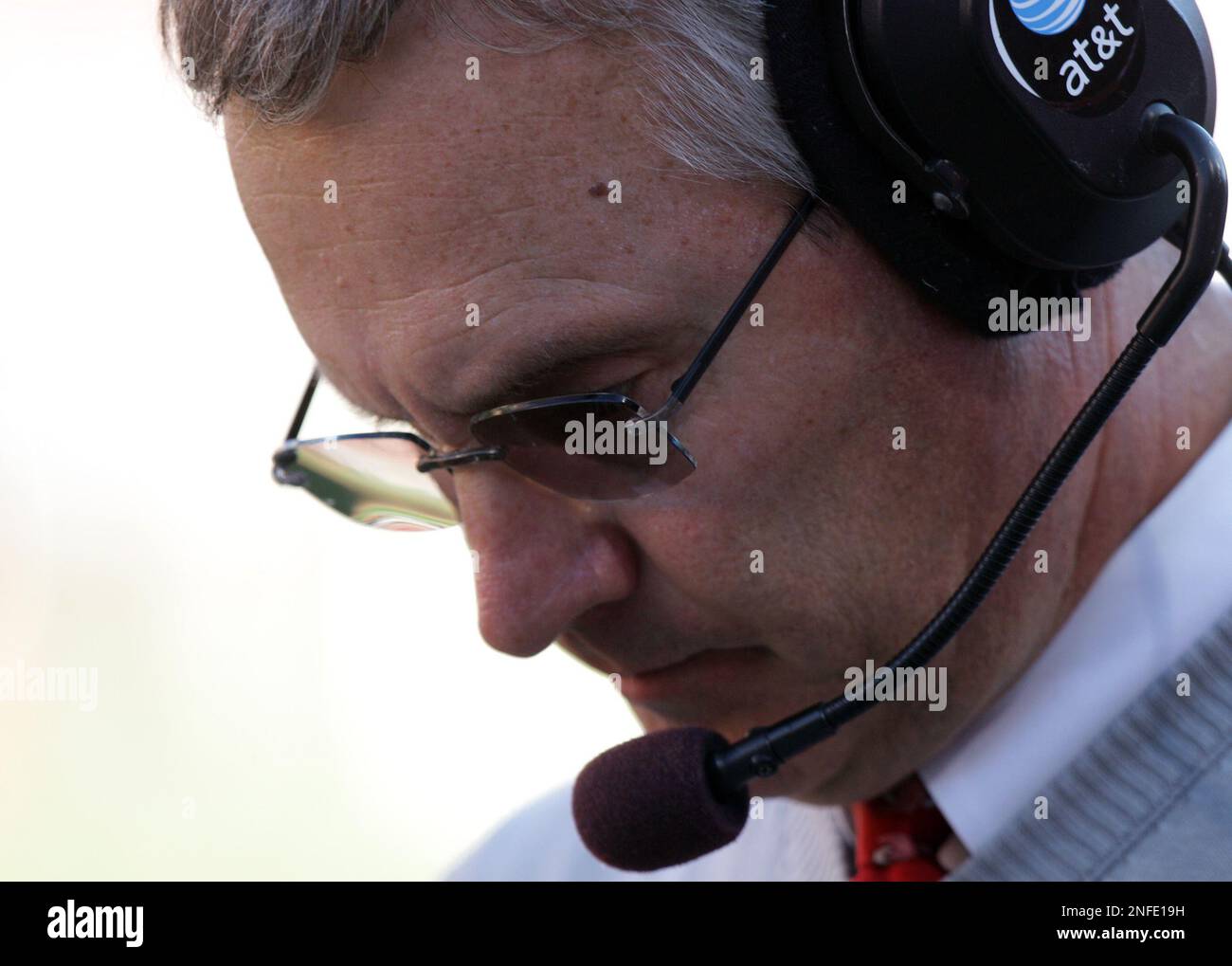 Ohio State's Jim Tressel coaches against Purdue during an NCAA football ...