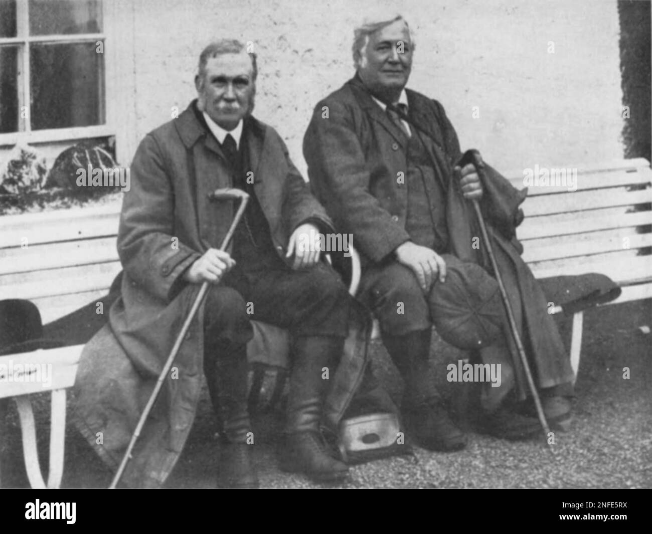John Horne (left) and Ben Peach outside the Inchnadamph Hotel, 1912 ...