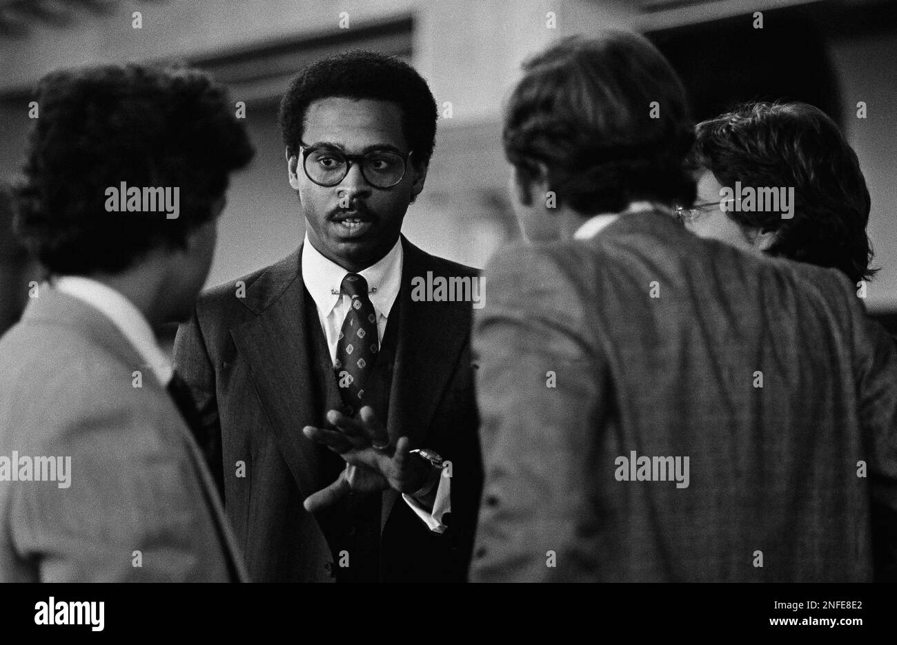 Cincinnati Mayor J. Kenneth Blackwell talks with councilmen Arn Bortz ...
