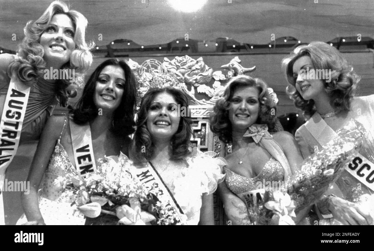 Miss Universe, Rina Messinger of Israel, centre, poses with her court ...