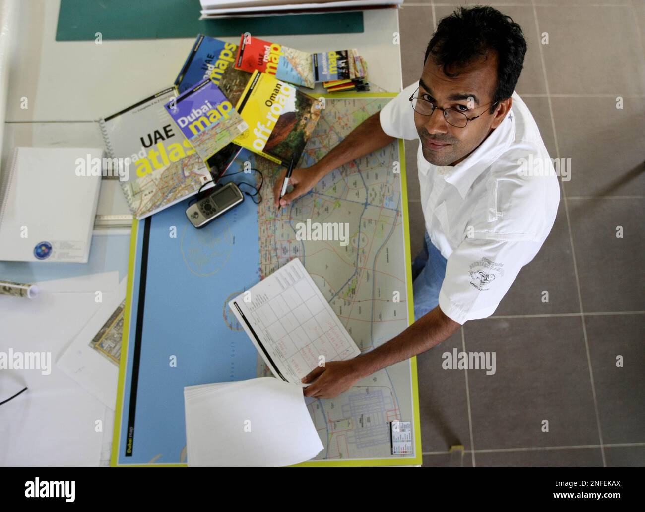 Guidebooks atlas hi-res stock photography and images - Alamy