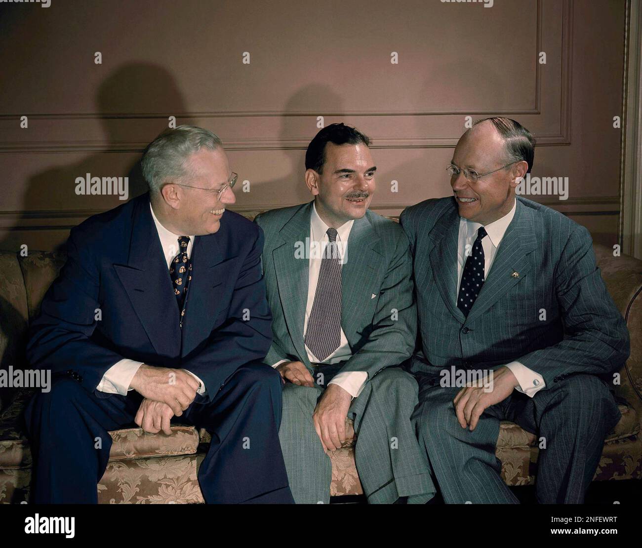 Supreme Court Justice Earl Warren, left, New York Gov. Thomas Dewey ...