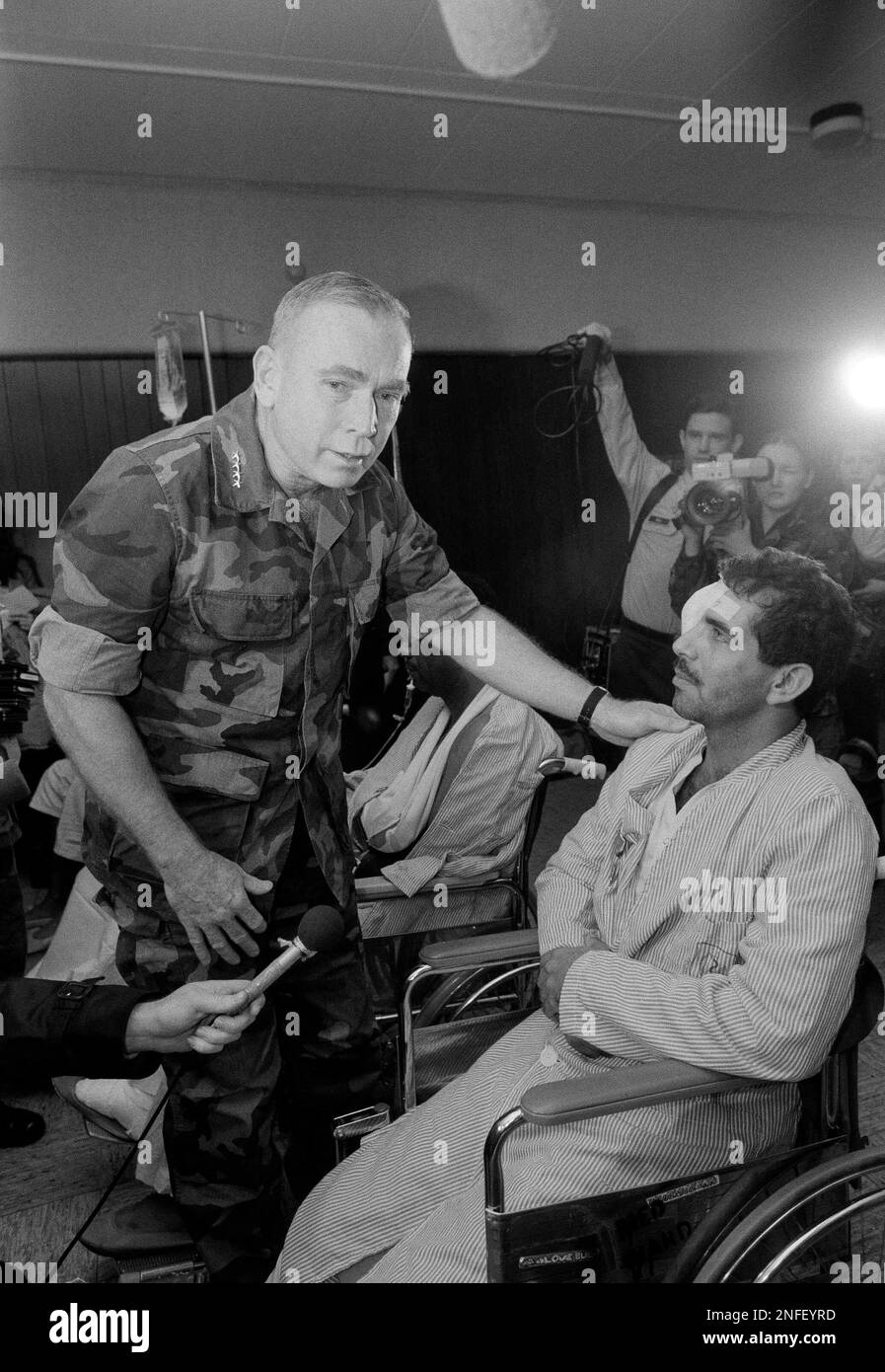 U.S. Marine Corps Commandant Paul X. Kelley awards Marines with the ...