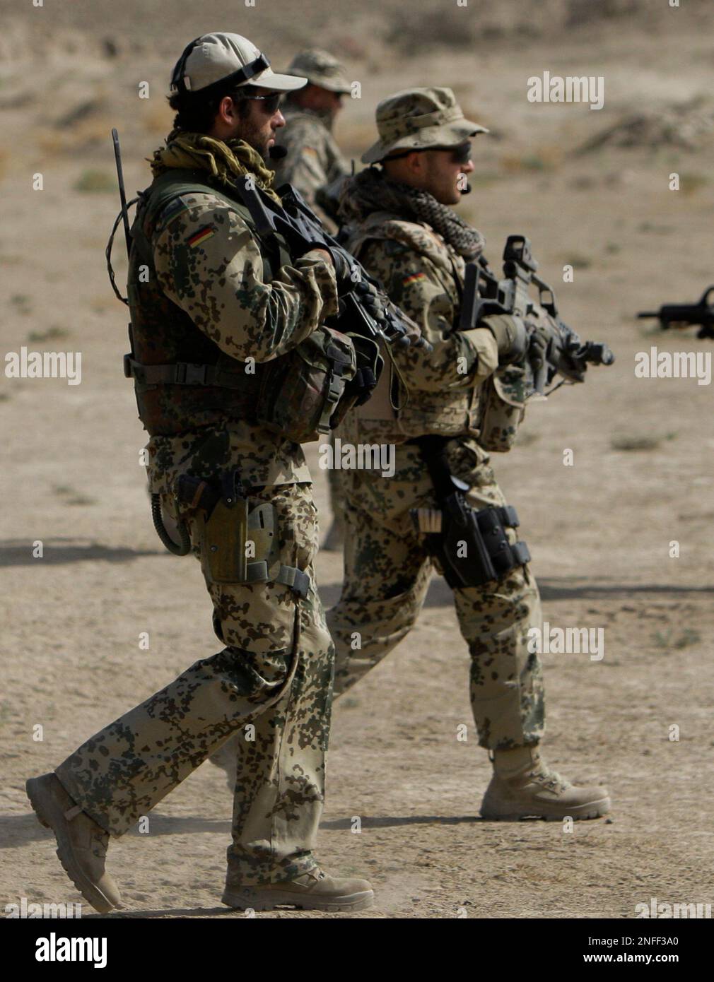 ISAF airborne rangers (Fallschirmjaeger) of the German Federal Armed ...