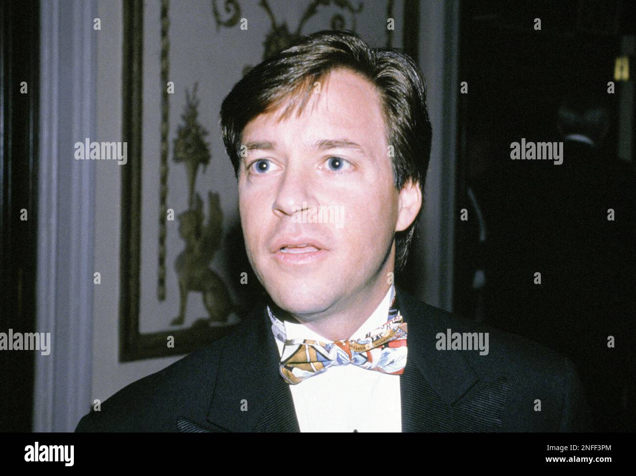 NBC sportscaster Bob Costas show in 1993. (AP Photo Stock Photo - Alamy