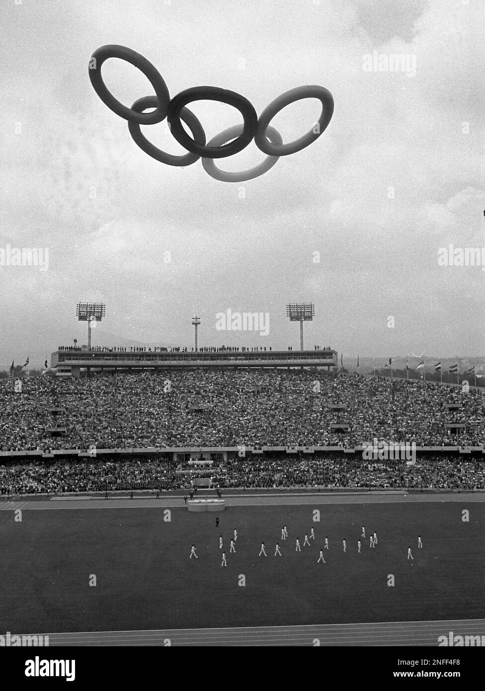 1968 mexico stadium hi-res stock photography and images - Alamy