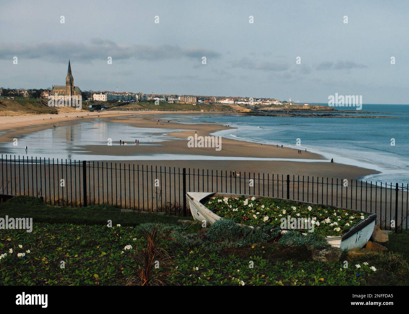 Long sands beach tyne hi-res stock photography and images - Alamy