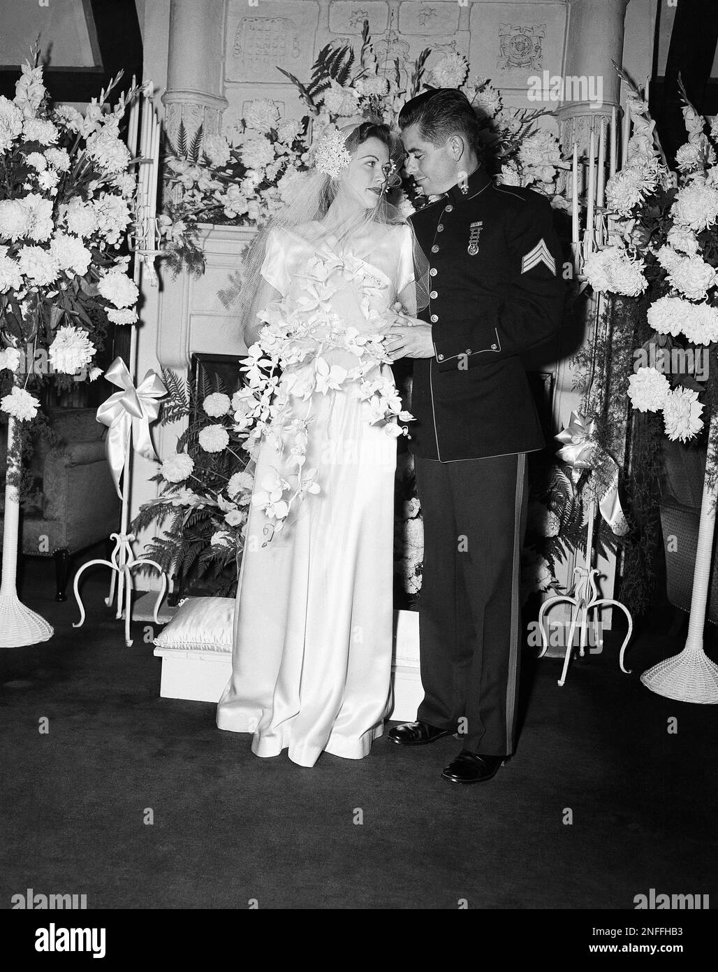 Actress Eleanor Powell and Sgt. Glenn Ford of the U. S. Marine Corps ...