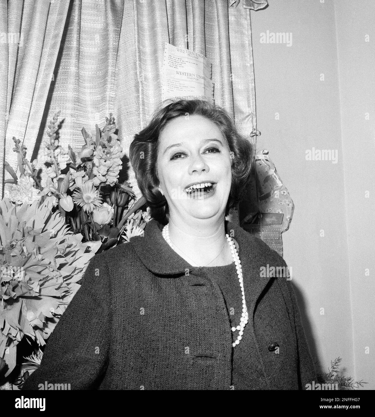 Kate Reid star of Arthur Miller's new play, "The Price", his first for ...