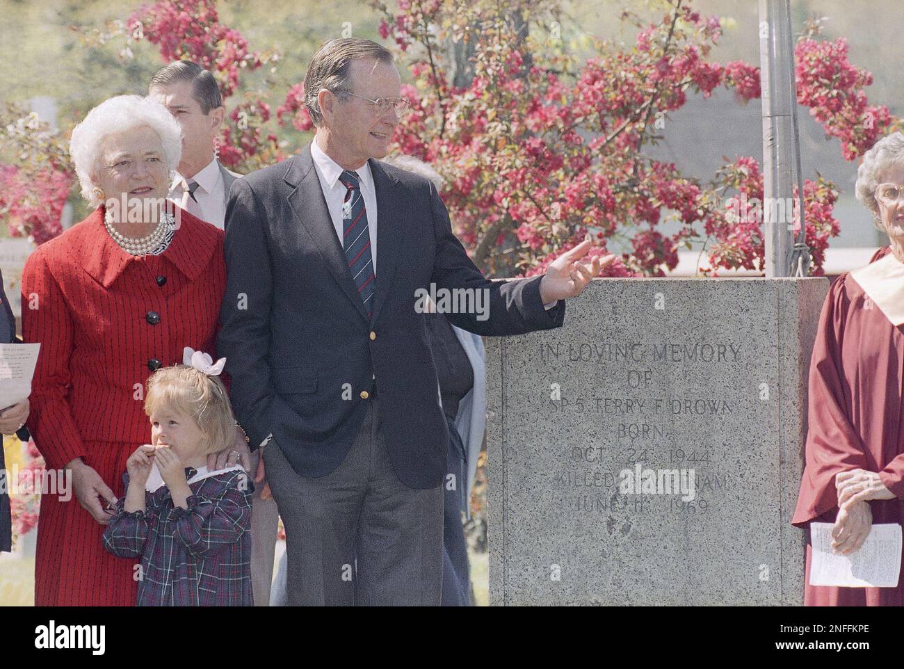 Pres. George H. W. Bush, second from left, and First Lady Barbara Bush ...