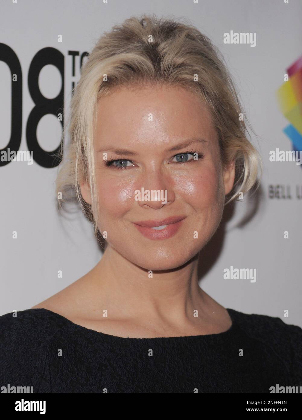 Actress Renee Zellweger attends a screening of "Appaloosa" during the ...