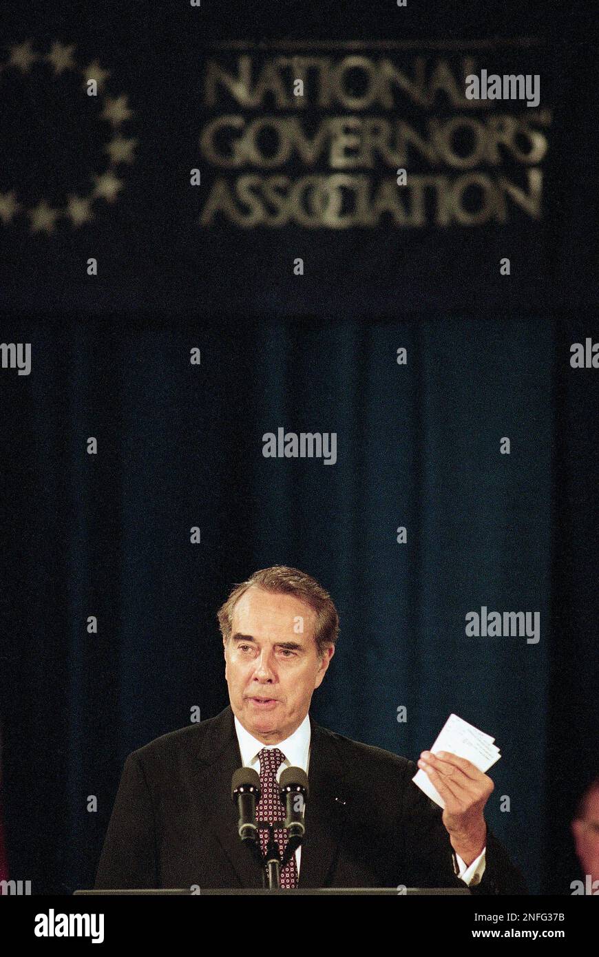 Bob dole 1994 hi-res stock photography and images - Alamy