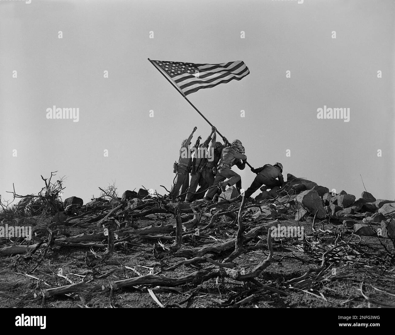 Six "Marines," including three of the original sextet, recreate the ...
