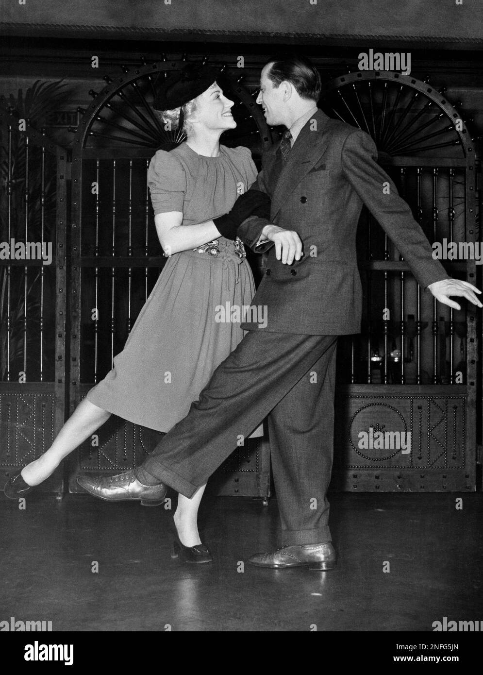 On December 13, at the cabinet dinner which opens the Washington ...