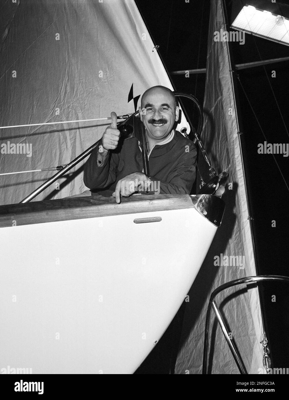 British actor Warren Mitchell, better known as Alf Garnett in the ...