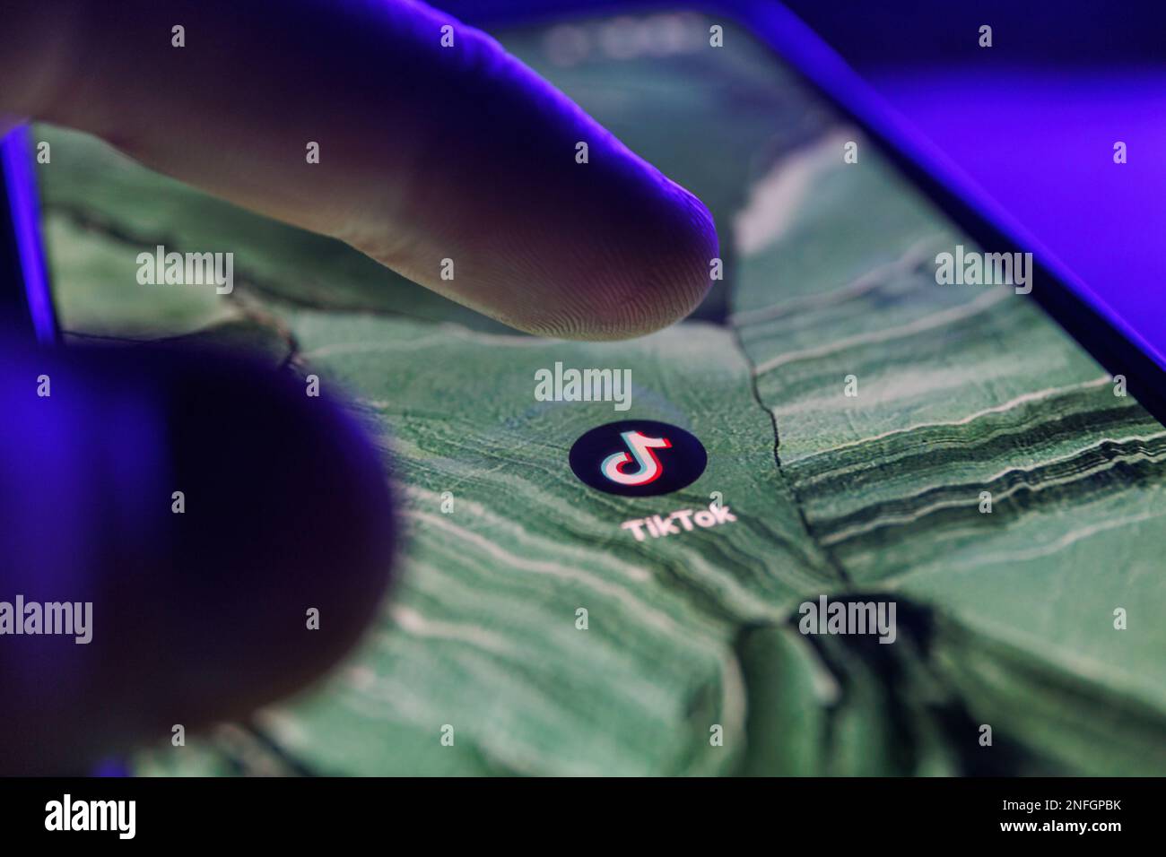 Tiktok screen shot hi-res stock photography and images - Alamy