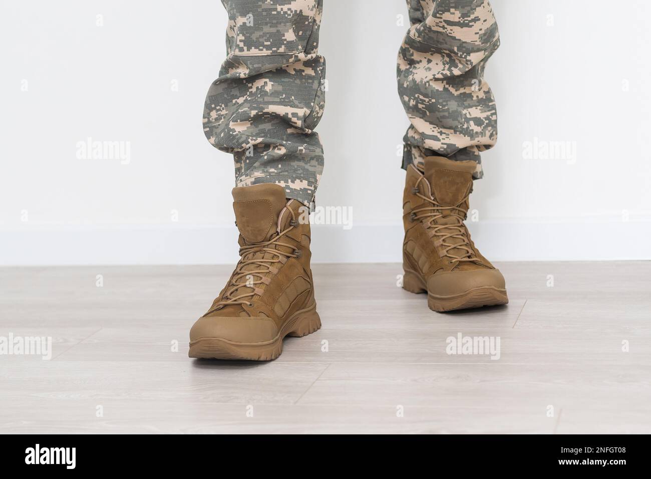 Military shoes and legs, legs of a soldier in shoes Stock Photo - Alamy