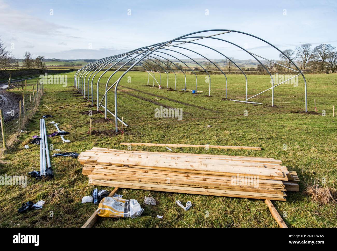 Polytunnel installation hi-res stock photography and images - Alamy