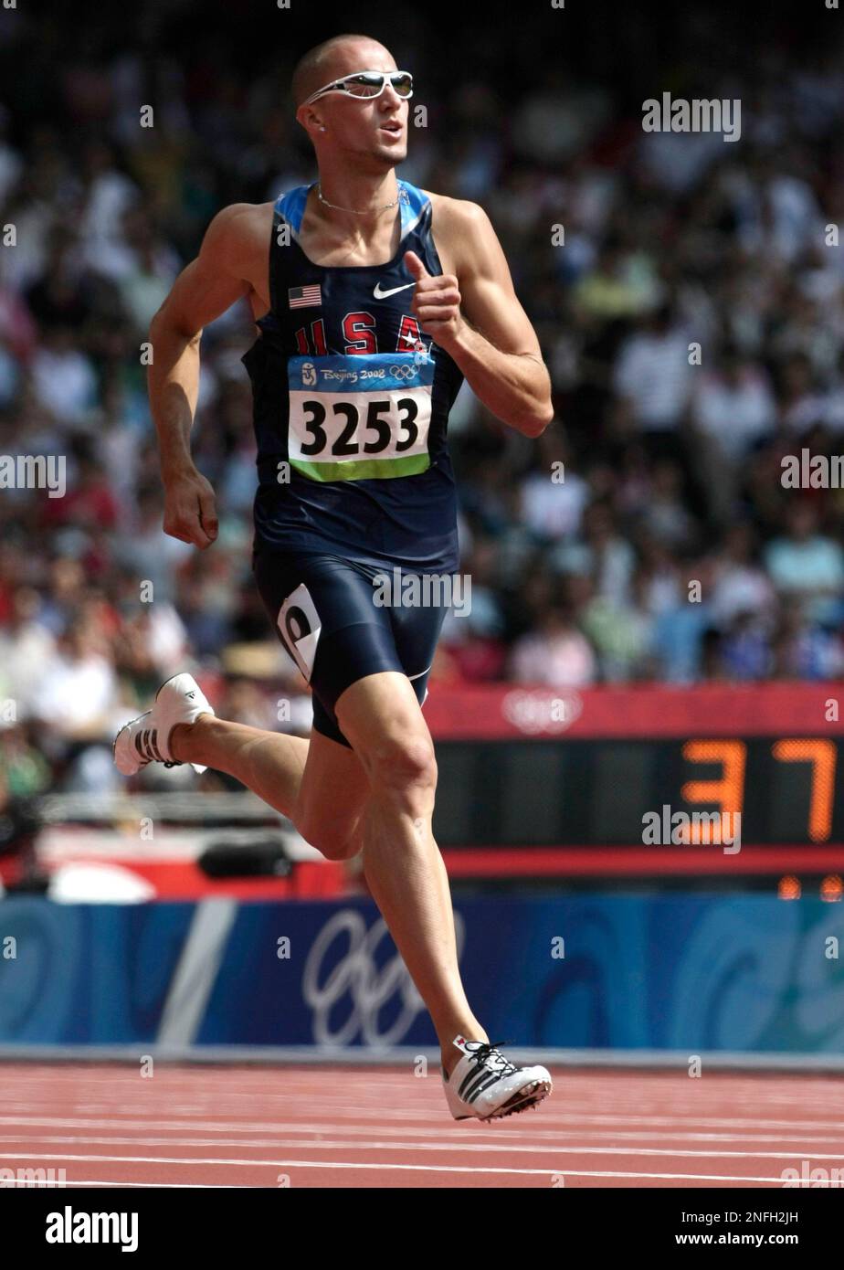 Jeremy Wariner of the United States competes in a heat of the men's 400 ...