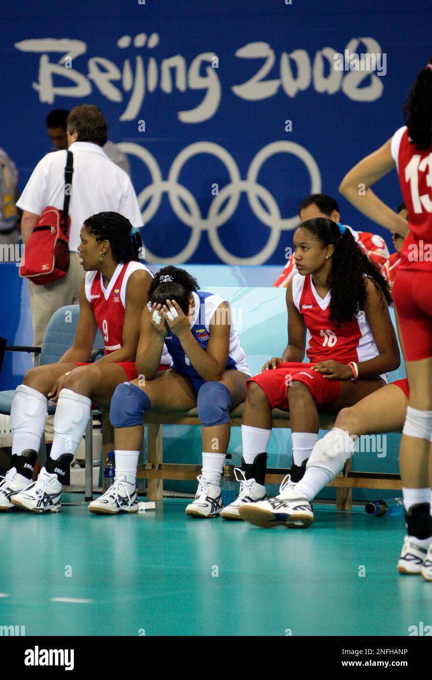 Venezuela's Jayce Andrade (9), Yessica Paz, center, and Wendy Romero ...