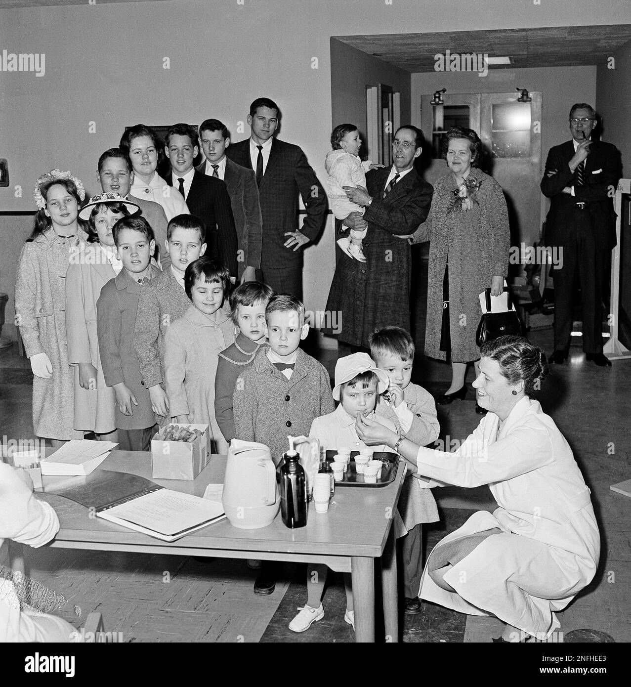 Mr. and Mrs., Robert M. Grab, rear, along with 15 of their 18 children ...
